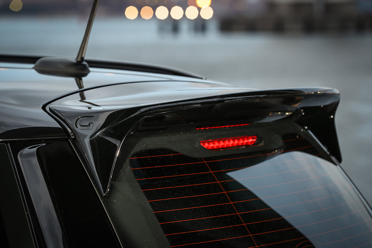 Roof-end Spoiler for R60